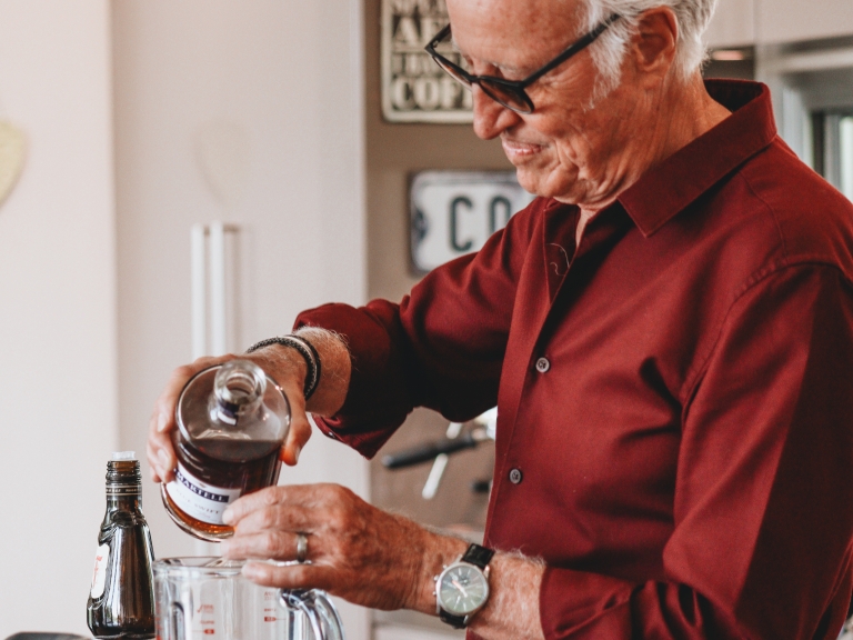 Franco's Festive Brew: The 'Christmas Cheer' Cocktail Recipe - Byron Bay Coffee Company